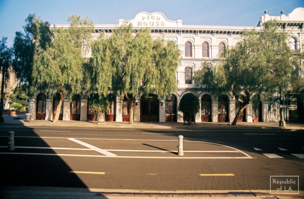 Pico House Los Angeles Pico House On Olvera Street Editorial Stock